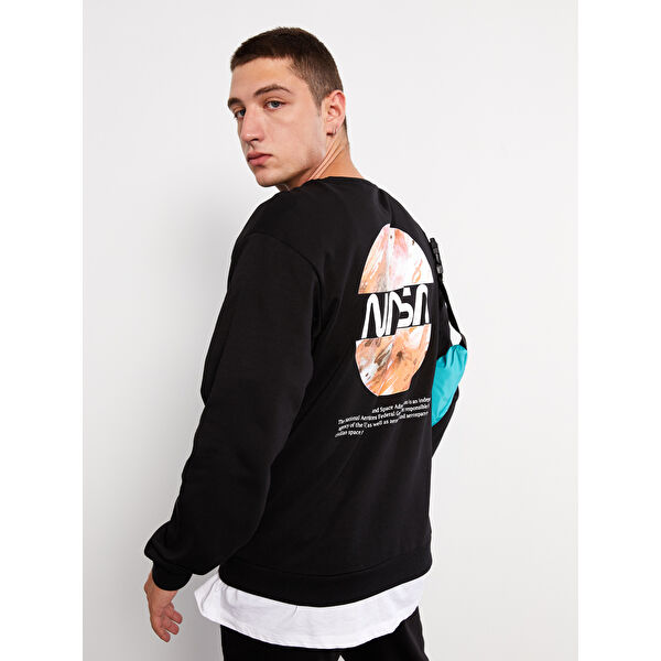 Bisiklet Yaka Uzun Kollu Nasa Baskılı Erkek Sweatshirt Bisiklet Yaka Uzun Kollu Nasa Baskılı Erkek Sweatshirt