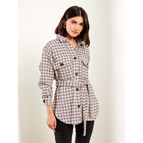 Desenli Uzun Kollu Tüvit Kadın Gömlek Ceket Desenli Uzun Kollu Tüvit Kadın Gömlek Ceket