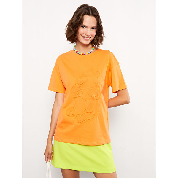 Bisiklet Yaka Winnie the Pooh Baskılı Kısa Kollu Pamuklu Kadın Tişört