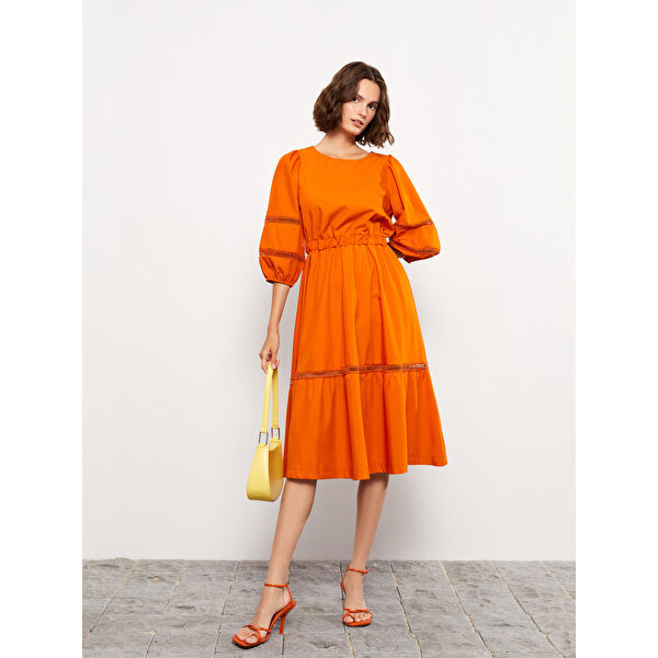 Bisiklet Yaka Nakışlı Balon Kollu Poplin Kadın Elbise