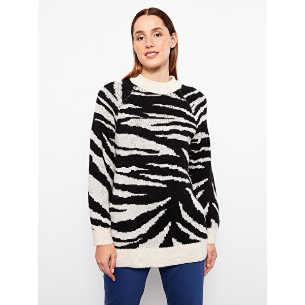 Dik Yaka Desenli Uzun Kollu Kadın Triko Tunik