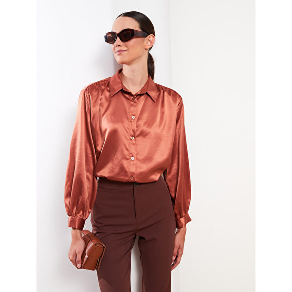 Önden Düğme Kapamalı Düz Uzun Kollu Saten Kadın Gömlek