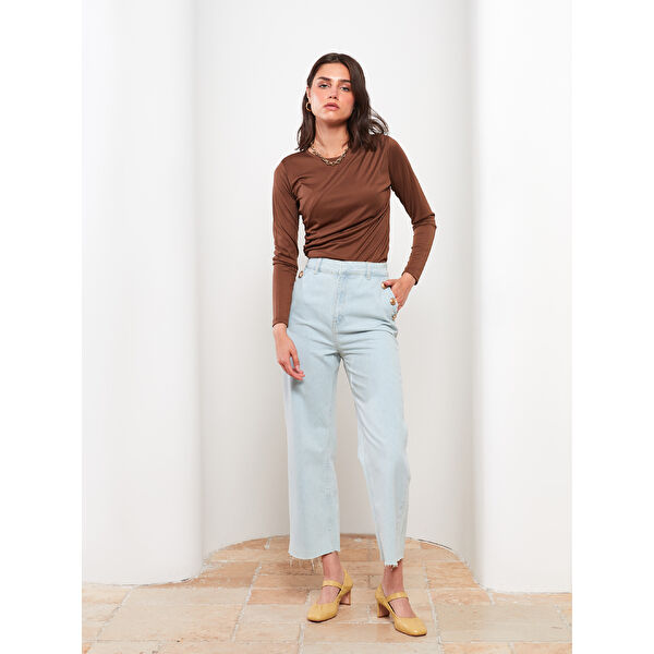 Bisiklet Yaka Düz Büzgü Detaylı Uzun Kollu Kadın Tişört