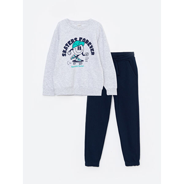 Bisiklet Yaka Baskılı Uzun Kollu Erkek Çocuk Sweatshirt ve Eşofman Altı Bisiklet Yaka Baskılı Uzun Kollu Erkek Çocuk Sweatshirt ve Eşofman Altı