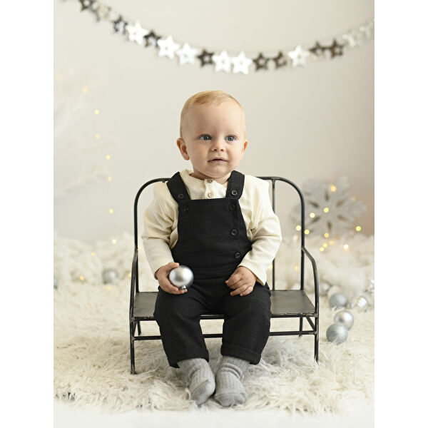 Bisiklet Yaka Uzun Kollu Erkek Bebek Tişört ve Salopet 2'li Takım Bisiklet Yaka Uzun Kollu Erkek Bebek Tişört ve Salopet 2'li Takım