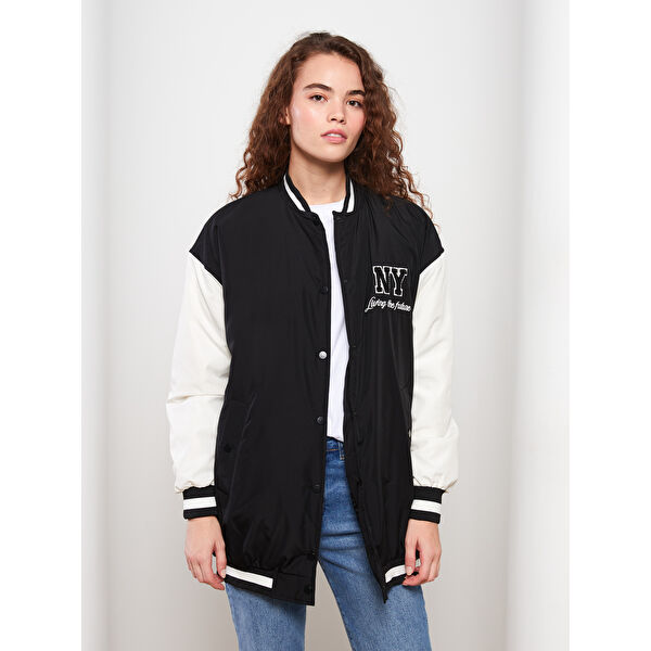 Kolej Yaka Baskılı Uzun Kollu Kadın Mont