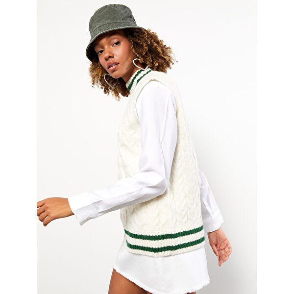 Yarım Balıkçı Yaka Desenli Kadın Triko Süveter