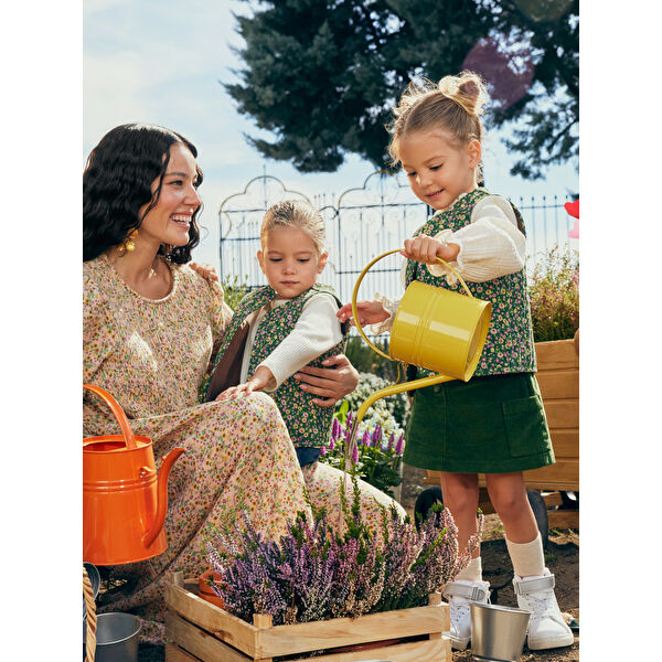 Beli Lastikli Kadife Kız Bebek Etek