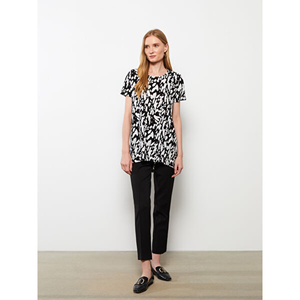 Bisiklet Yaka Desenli Kısa Kollu Pamuklu Kadın Tişört