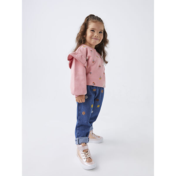 Beli Lastikli Nakış Detaylı Kız Bebek Jean Pantolon Beli Lastikli Nakış Detaylı Kız Bebek Jean Pantolon