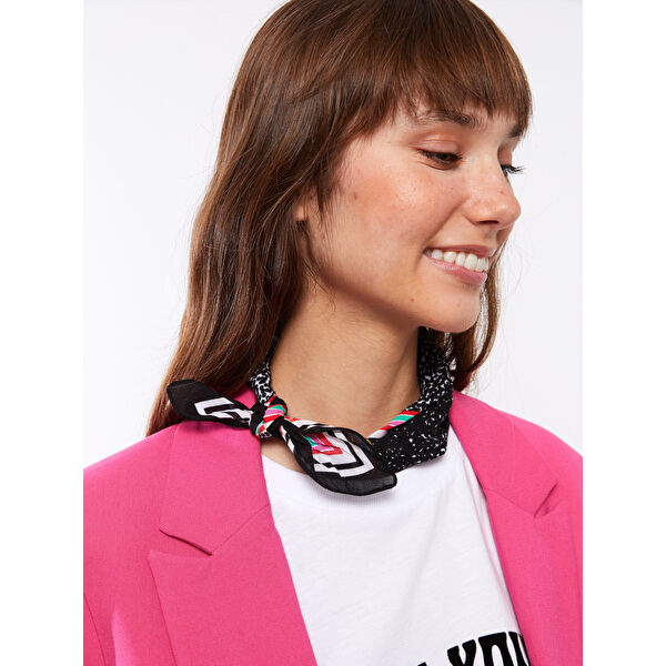 Desenli Pamuklu Kadın Bandana Desenli Pamuklu Kadın Bandana