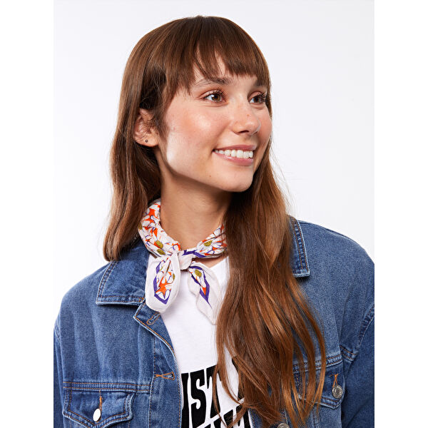 Desenli Pamuklu Kadın Bandana Desenli Pamuklu Kadın Bandana