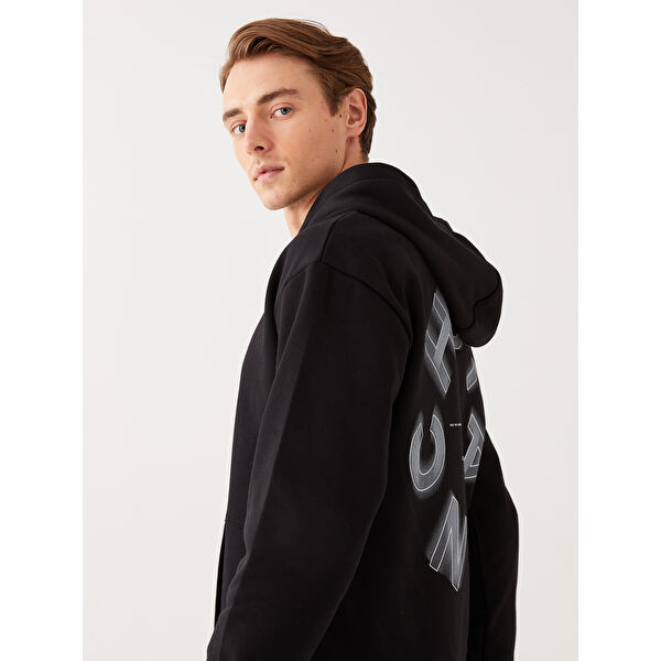 Kapüşonlu Uzun Kollu Baskılı Erkek Sweatshirt Kapüşonlu Uzun Kollu Baskılı Erkek Sweatshirt