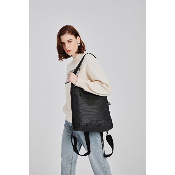 Etiket Baskılı Kadın Omuz Çantası