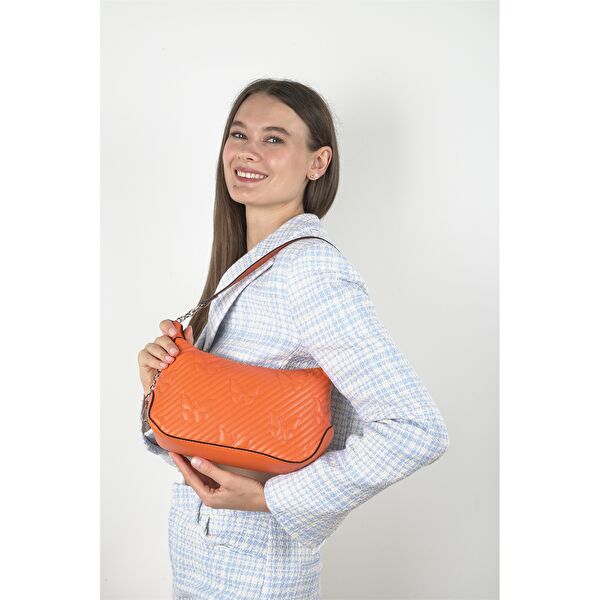 Deri Görünümlü Kendinden Desenli Kadın Omuz Çantası