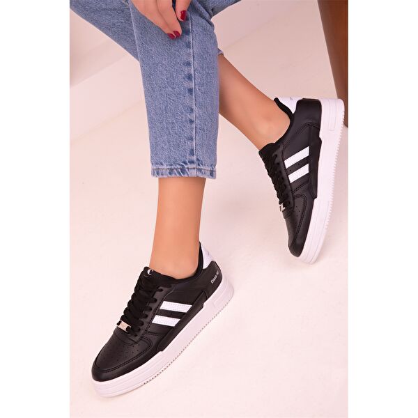 Deri Görünümlü Bağcıklı Kadın Spor Ayakkabı Deri Görünümlü Bağcıklı Kadın Spor Ayakkabı