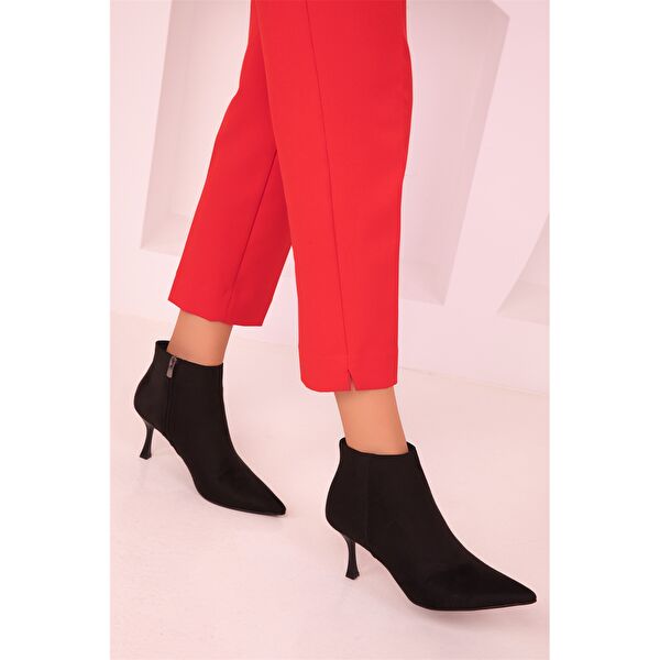 Deri Görünümlü Bilek Boy Kadın Topuklu Bot Deri Görünümlü Bilek Boy Kadın Topuklu Bot