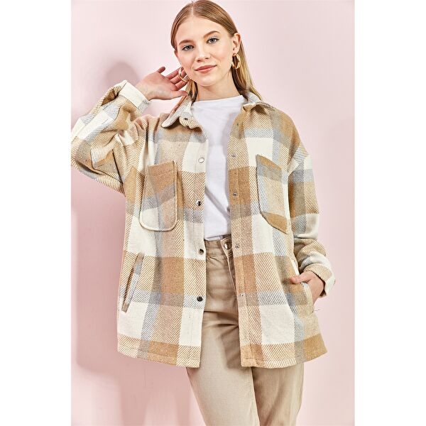 Önden Düğme Kapamalı Ekose Uzun Kollu Oversize Kadın Gömlek Ceket Önden Düğme Kapamalı Ekose Uzun Kollu Oversize Kadın Gömlek Ceket