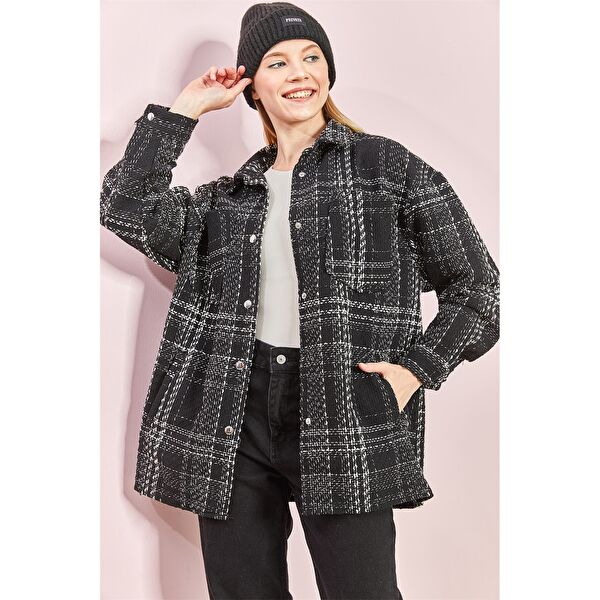 Önden Düğme Kapamalı Ekose Uzun Kollu Oversize Kadın Gömlek Ceket Önden Düğme Kapamalı Ekose Uzun Kollu Oversize Kadın Gömlek Ceket