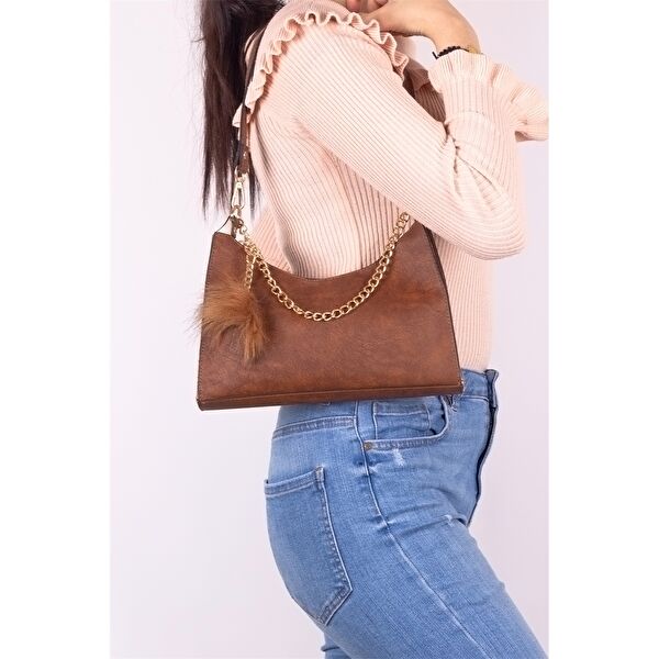 Deri Görünümlü Zincir Detaylı Kadın Omuz Çantası Deri Görünümlü Zincir Detaylı Kadın Omuz Çantası