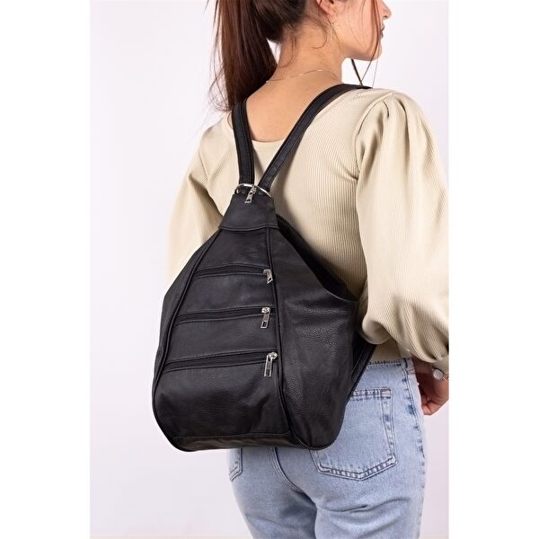 Deri Görünümlü Kadın Sırt Çantası