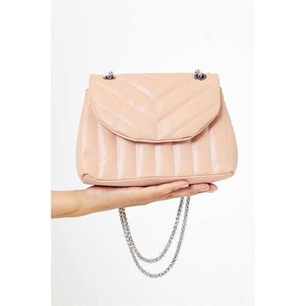 Deri Görünümlü Kapitoneli Kadın Çapraz Çanta