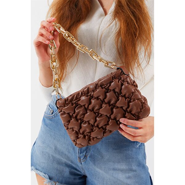 Deri Görünümlü Zincir Askılı Kadın Çapraz Çanta Deri Görünümlü Zincir Askılı Kadın Çapraz Çanta