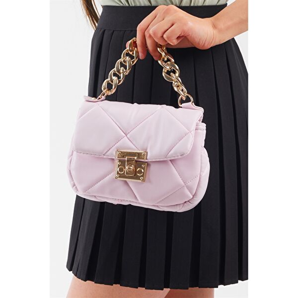 Deri Görünümlü Zincir Askılı Kadın El Çantası Deri Görünümlü Zincir Askılı Kadın El Çantası