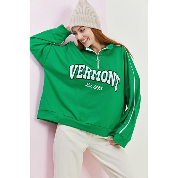 Dik Yaka Baskılı Uzun Kollu Oversize Kadın Sweatshirt