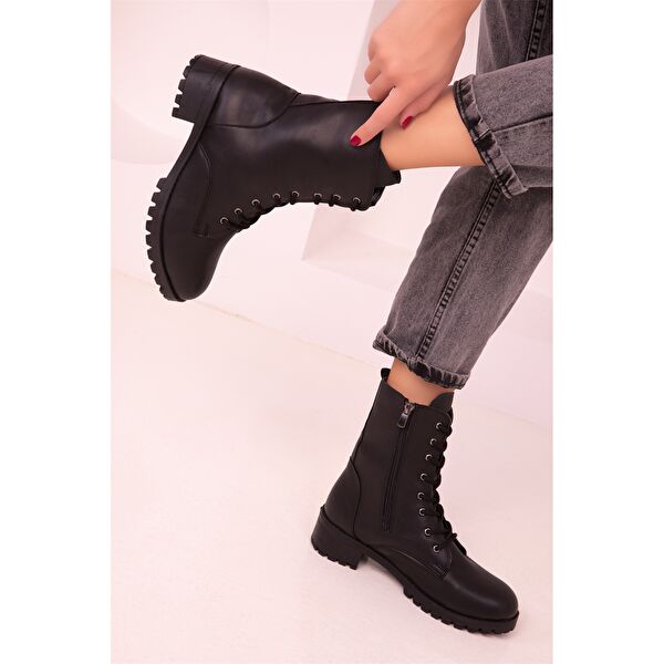 Deri Görünümlü Bağcıklı Kadın Bot Deri Görünümlü Bağcıklı Kadın Bot