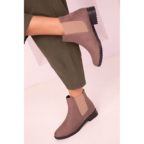 Yanları Lastikli Bilek Boy Kadın Bot