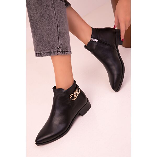 Zincir Detaylı Deri Görünümlü Kadın Bot