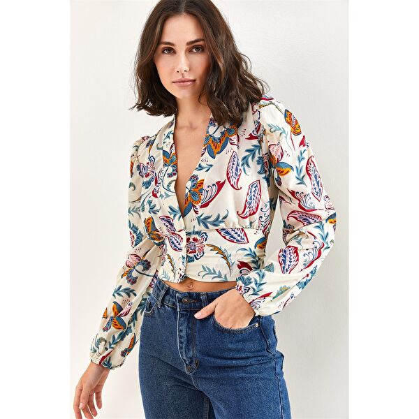 Dik Yaka Düz Uzun Kollu Kadın Şişme Mont