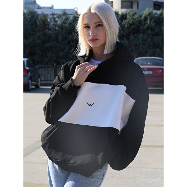 Kapüşonlu Renk Bloklu Uzun Kollu Oversize Kadın Sweatshirt Kapüşonlu Renk Bloklu Uzun Kollu Oversize Kadın Sweatshirt