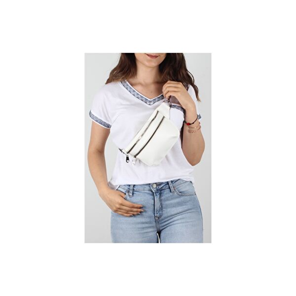 Deri Görünümlü Kadın Göğüs Çantası