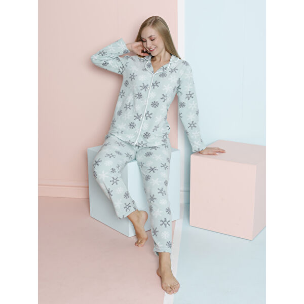 Gömlek Yaka Desenli Uzun Kollu Polar Kadın Pijama Takımı Gömlek Yaka Desenli Uzun Kollu Polar Kadın Pijama Takımı