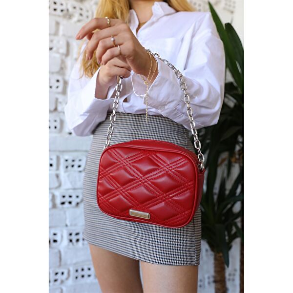 Kapitoneli Zincir Detaylı Kadın Omuz Çantası