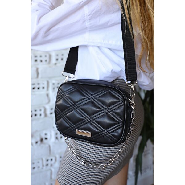 Kapitoneli Zincir Detaylı Kadın Omuz Çantası