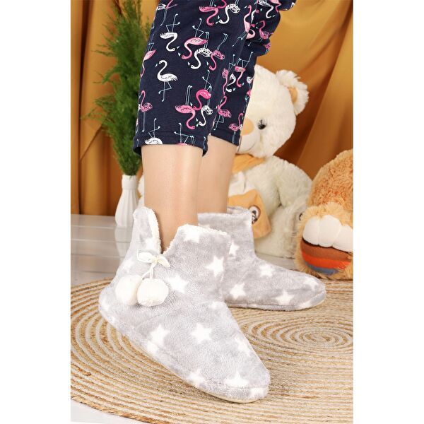 Ponpon Detaylı Desenli Kadın Ev Botu Ponpon Detaylı Desenli Kadın Ev Botu