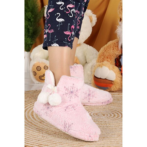 Ponpon Detaylı Pelüş Kadın Ev Botu Ponpon Detaylı Pelüş Kadın Ev Botu