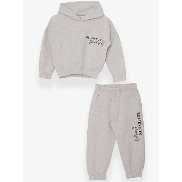 Kapüşonlu Baskılı Uzun Kollu Kız Çocuk Sweatshirt ve Eşofman Altı Kapüşonlu Baskılı Uzun Kollu Kız Çocuk Sweatshirt ve Eşofman Altı