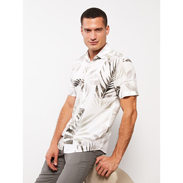 Rahat Kalıp Kısa Kollu Desenli Viskon Erkek Gömlek