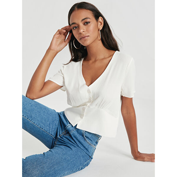 Düğmeli V Yaka Kısa Kollu Kadın Viskon Bluz