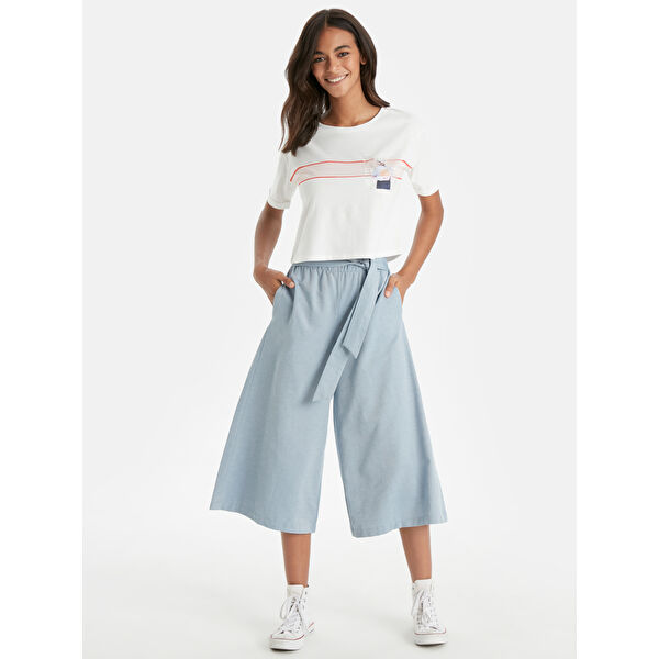 Beli Lastikli Kısa Paça Kuşaklı Pantolon Beli Lastikli Kısa Paça Kuşaklı Pantolon