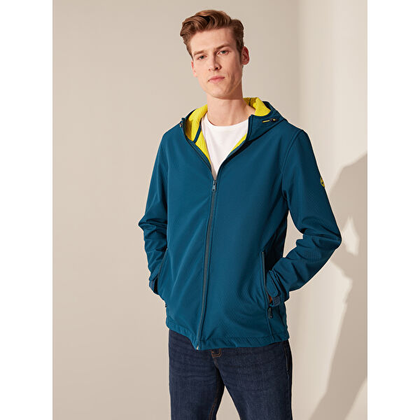 Outdoor Kapüşonlu İnce Softshell Mont Outdoor Kapüşonlu İnce Softshell Mont