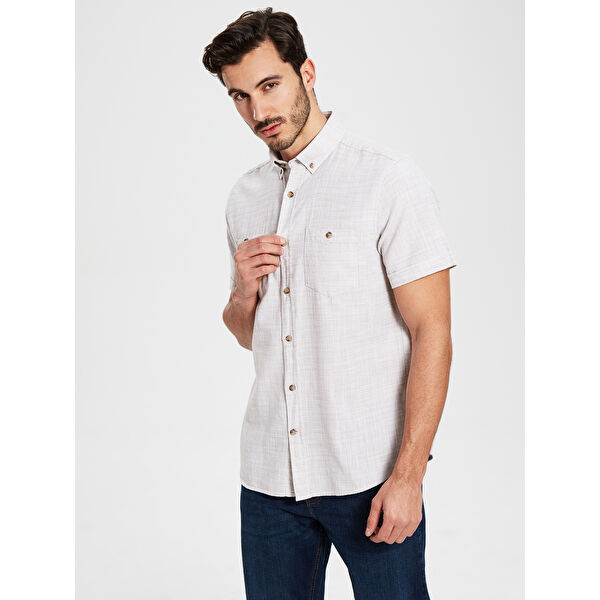 Regular Fit Kısa Kollu Armürlü Gömlek Regular Fit Kısa Kollu Armürlü Gömlek