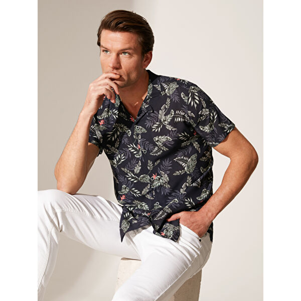 Slim Fit Kısa Kollu Desenli Viskon Erkek Gömlek