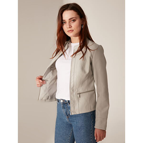 LCW CLASSIC Uzun Kollu Kadın Deri Görünümlü Mont LCW CLASSIC Uzun Kollu Kadın Deri Görünümlü Mont