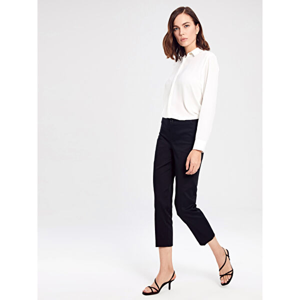 Bilek Boy Düz Paça Kumaş Pantolon