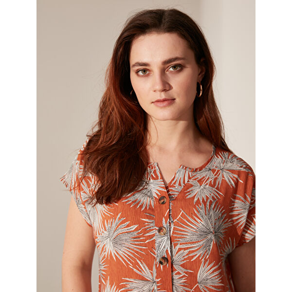 LCW CLASSIC Standart Fit Kısa Kollu Kadın Bluz